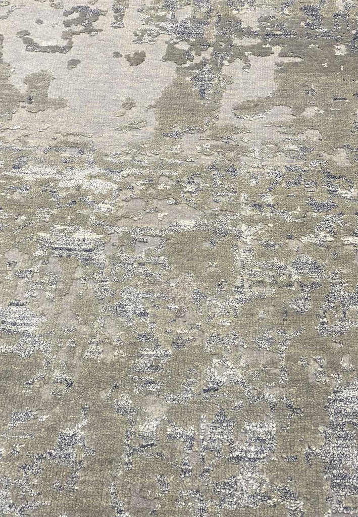 Hand Knotted Wool Silk Luxury Carpet | Grey Hues by Qaaleen